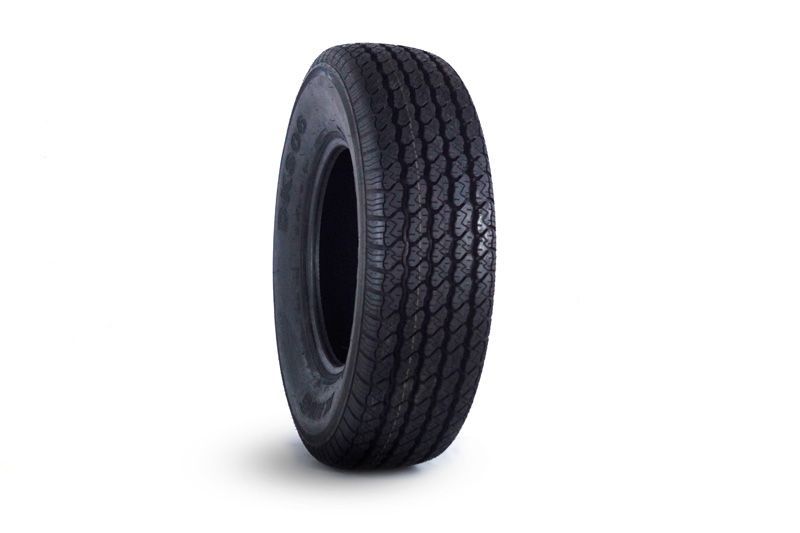 Neumático 225/75R15 Direccional DK306 8PR TL Doubleking RACO Santiago – Raco Importadora