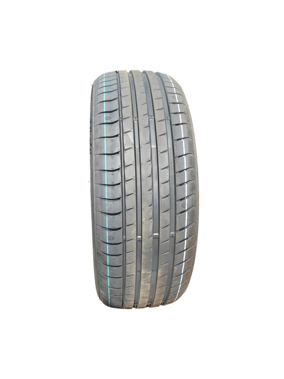 Neumático 215/50R17 Direccional TH201 95W TL Triangle RACO Santiago ...